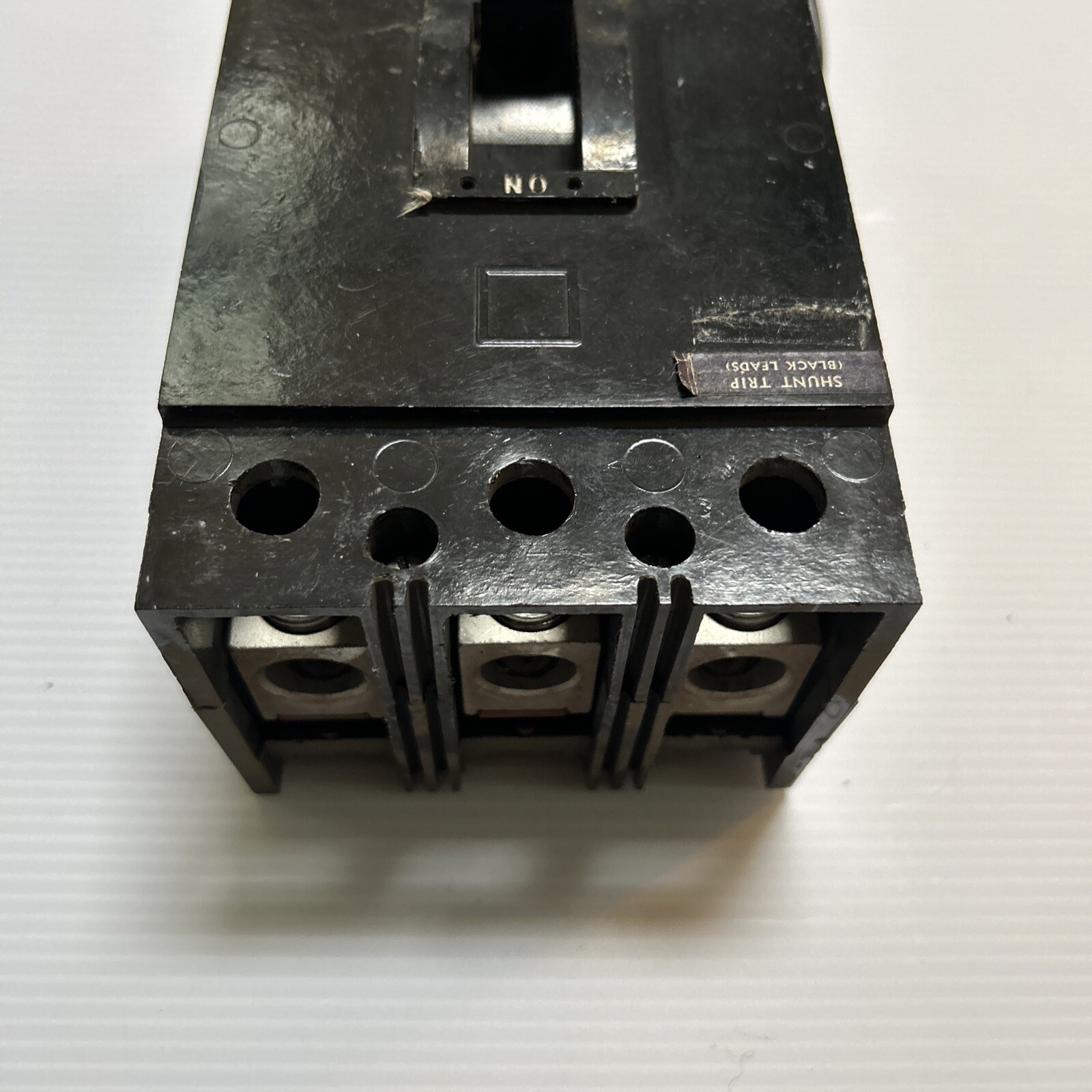 SQUARE D KAL-36225-1021 225 AMP 600/480 VOLT SHUNT TRIP CIRCUIT BREAKER ...