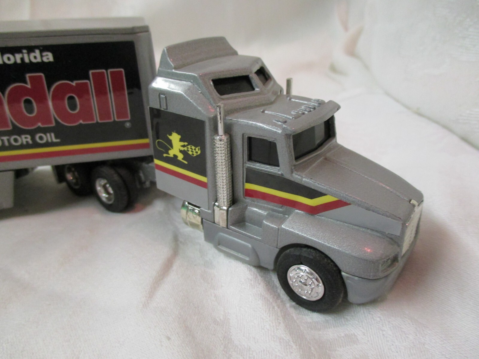 Vintage Ertl Diecast metal Kenworth T600A Tractor Trailer Kendall Motor ...