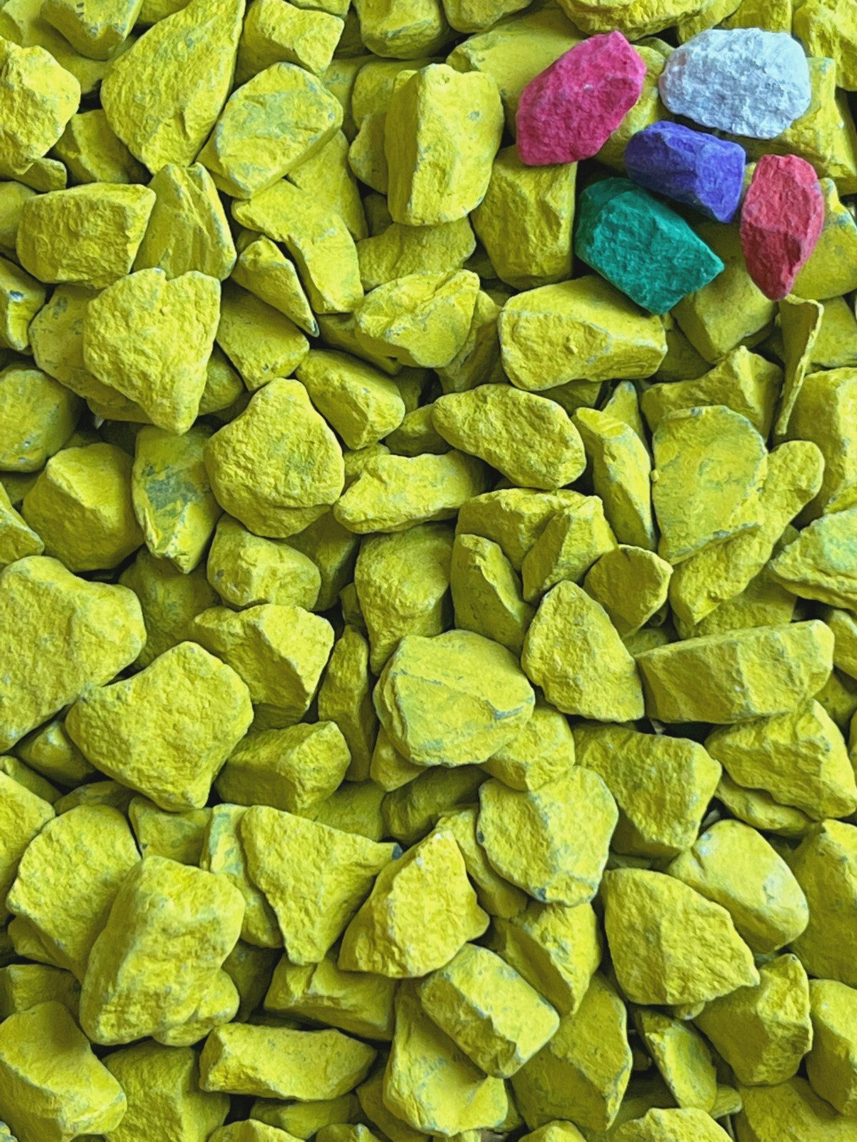 Decorative Coloured Stone Pebble Rock Gravel Home & Garden Flowerbed ...