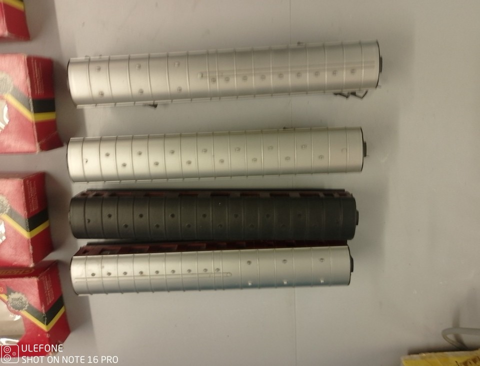 Hornby R434 & R433 "LMS" Coaches (Lot 127) | eBay UK