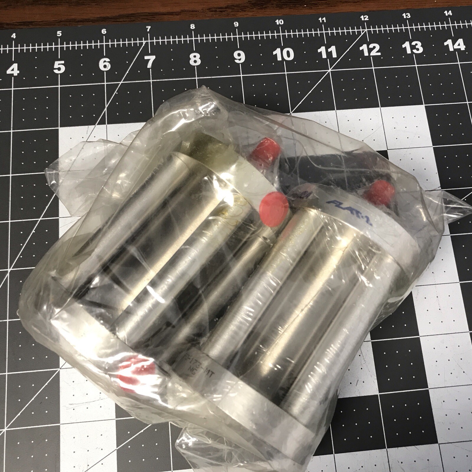 New Bimba Flat-1 FO-173-MT Pneumatic Cylinder (LA19P) 2 PCS | eBay