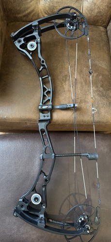 Bowtech CP 30 Right-Hand Compound Bow | eBay
