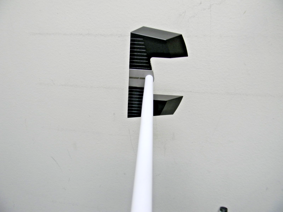 CLEAN LAB GOLF MEZZ.1 MAX SWEEPER BROOMSTICK PUTTER 45" ACCRA SPLIT ...