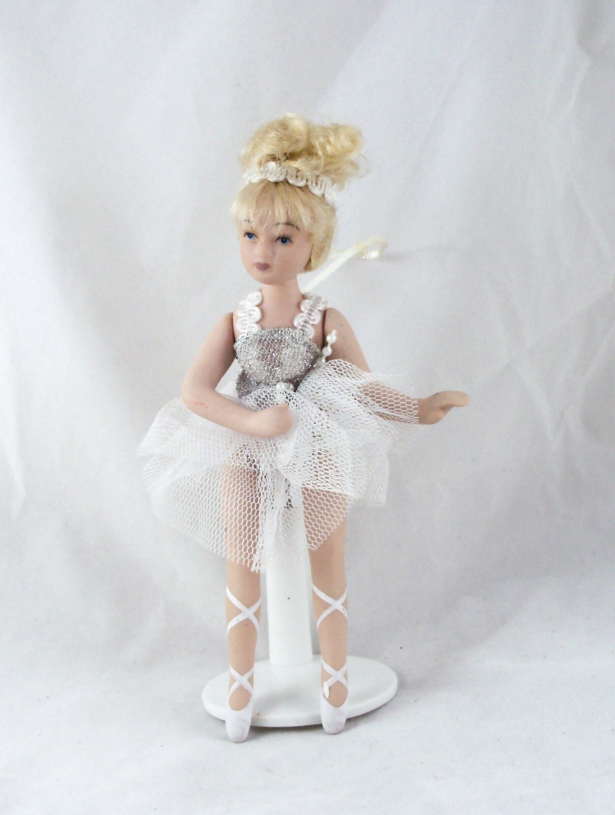 Ballerina In TuTu & Stand Resin & Fabric 6" Christmas Ornament Dance ...