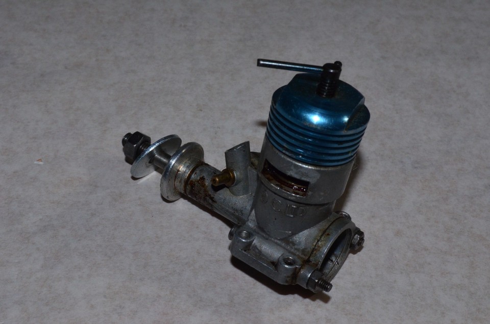DC Spitfire Model Aircraft Diesel Engine in excellent running condition ...