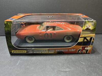 RARE PIONEER P017 1/32 SCALE GENERAL LEE DODGE CHARGER MOONSHINE RUN ...