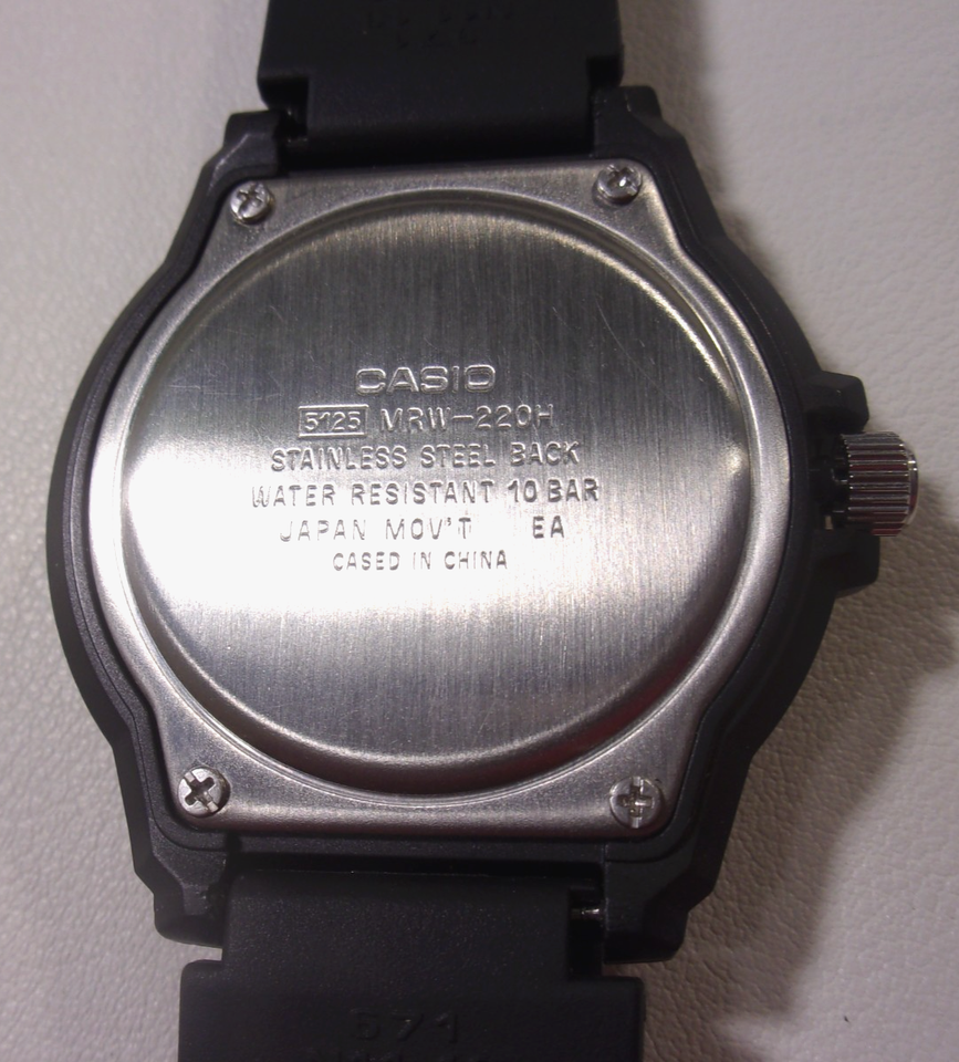 Casio camouflage dial. MRW-220H. Quartz. Rotating bezel. 41mm. Pre ...