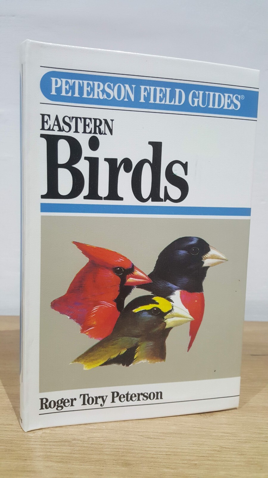 Field Guide to Eastern Birds : A Field Guide to Birds East of the ...