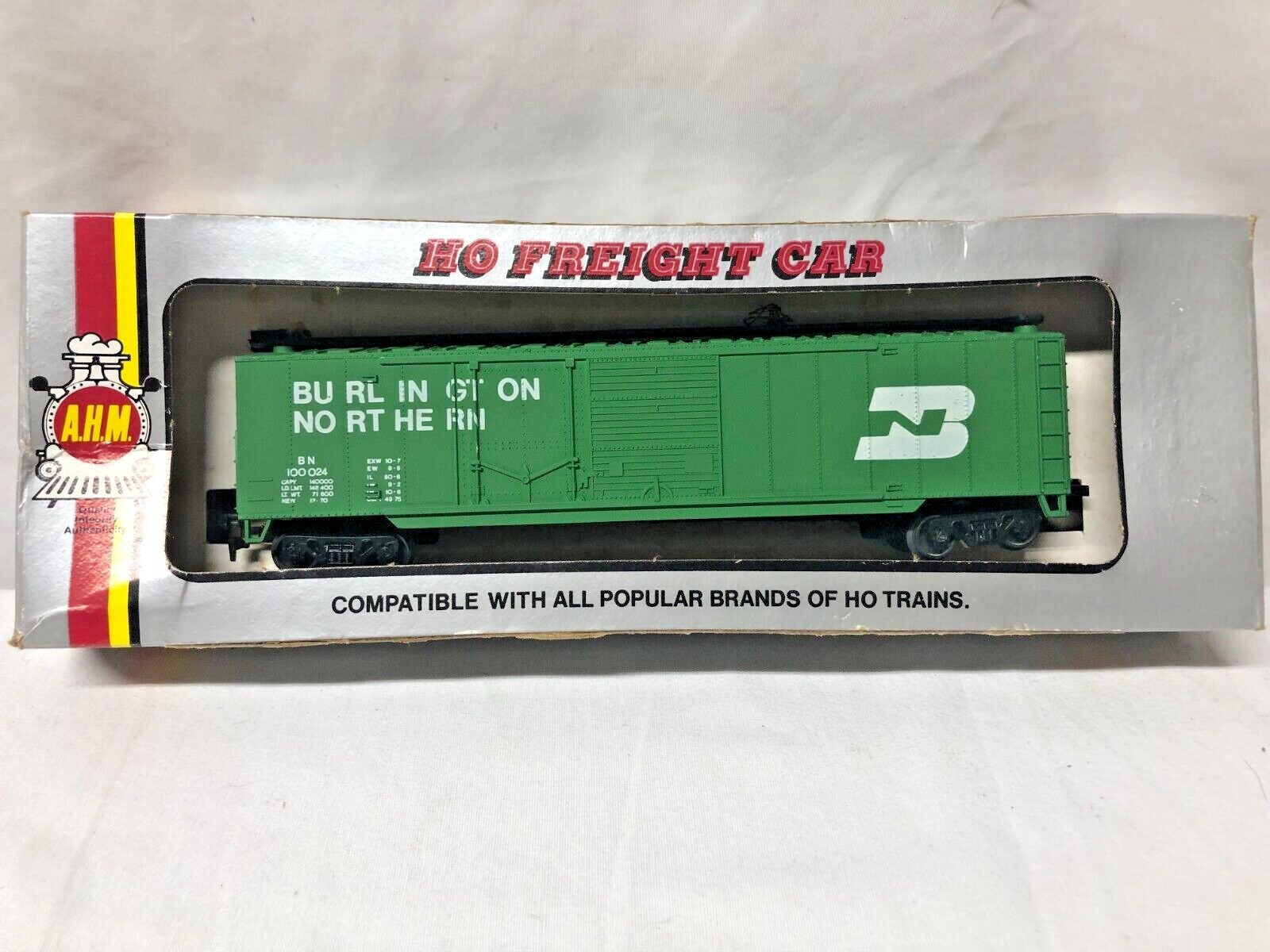 HO Scale "Burlington Northern" BN 100024 Plug Door Freight Train Box ...