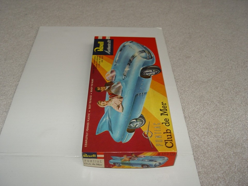 Original 1956 Vintage Revell Pontiac Club De Mer 1:25 Model Kit ...