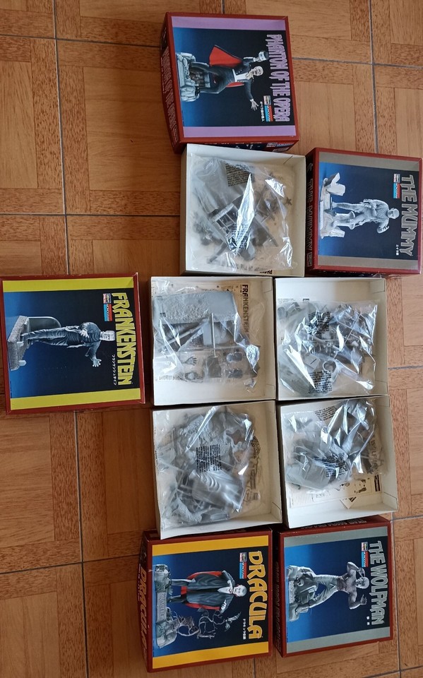 HASEGAWA MONOGRAM 1/9 MODEL KIT(Wolfman Dracula Frankenstein Mummy ...