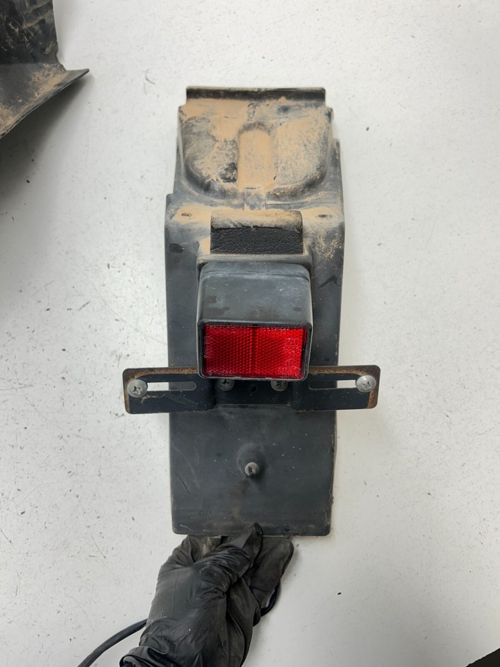 97 1997 Suzuki DR650SE Dr 650 OEM Rear Back Fender Inner Plastic Mud ...