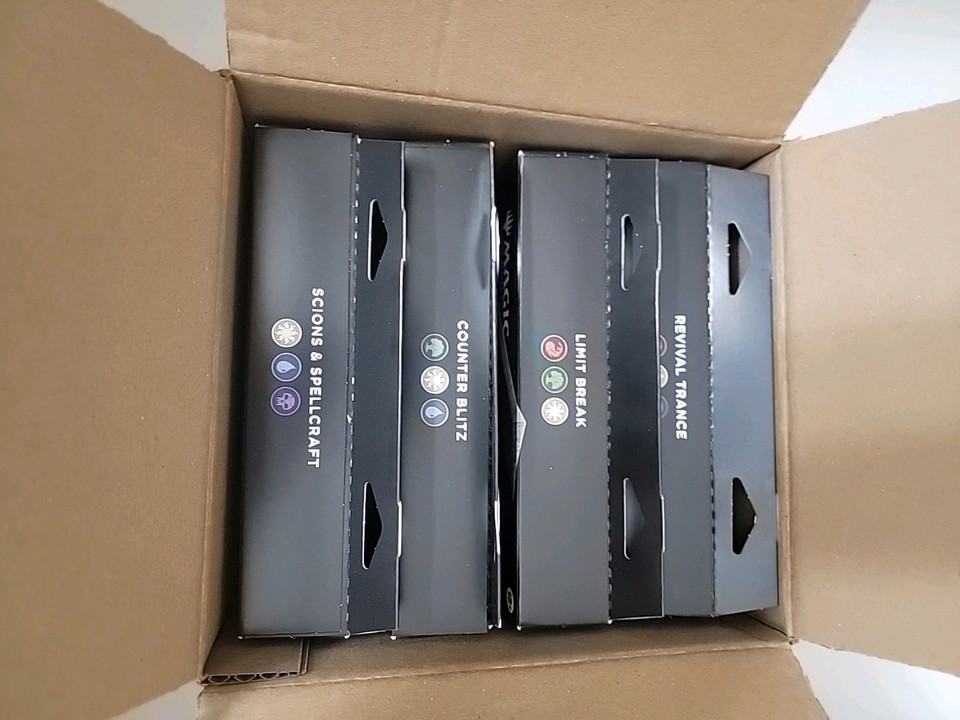 Magic: The Gathering Final Fantasy VI Terra Commander Deck - Revival ...