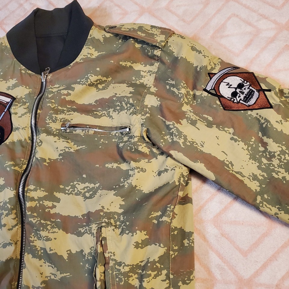 DEATH TRAITORS Reversible Bomber Jacket Black /Green Camo Embroidery ...