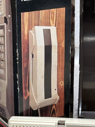 VINTAGE Land Line Wall Hanger Telephone w/ 10 Memories. Long Cord Reach ...