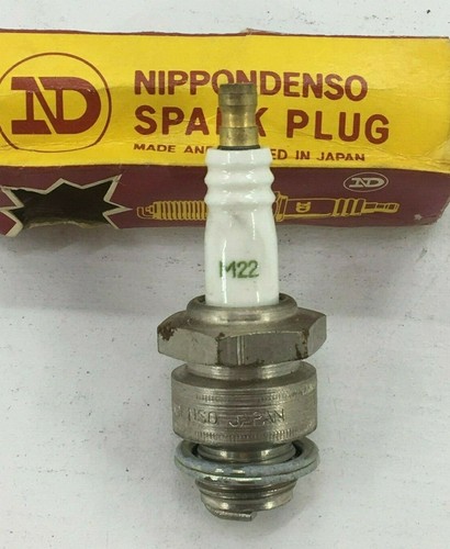 NIPPONDENSO BRAND M22 SPARK PLUG MANY VINTAGE SNOWMOBILE ENGINES 18MM ...