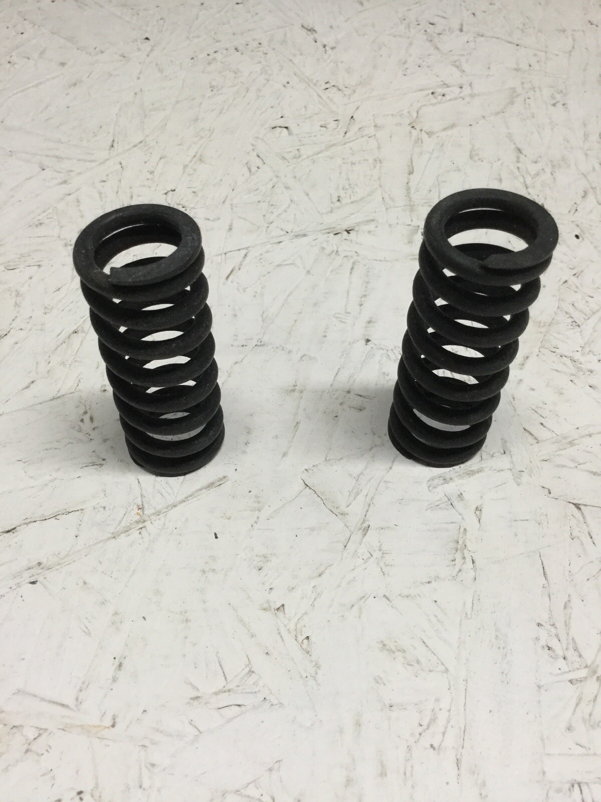 General Motors Part Number 88891766 Springs Quantity Of Two | eBay