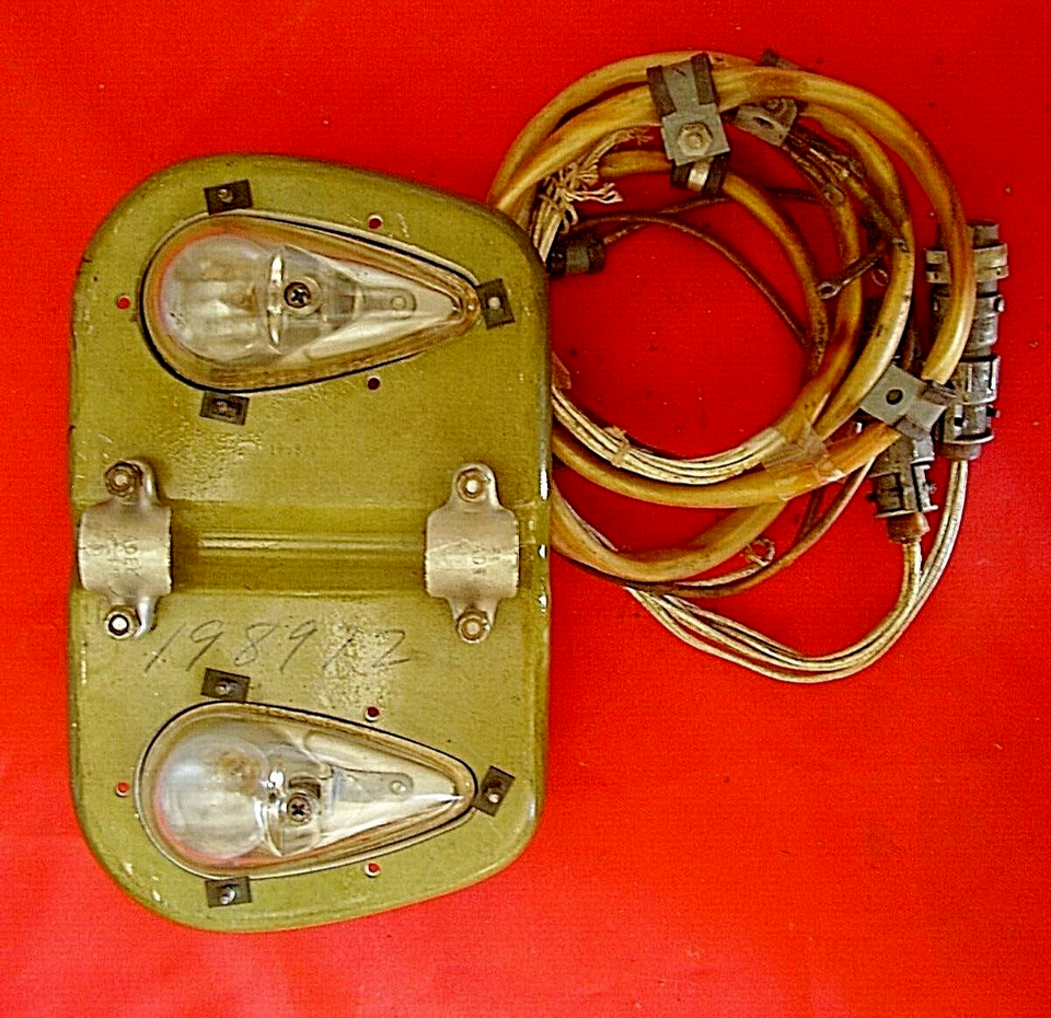 SO COOL! WWII-P-38L "Lightning"-IFF - Friend /Foe" Wingtip Light panel ...