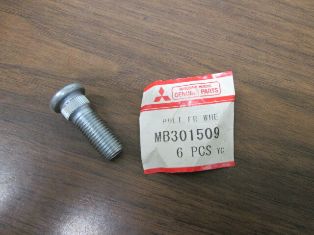 MB301509 Mitsubishi Wheel Stud Lug Bolt for sale online | eBay