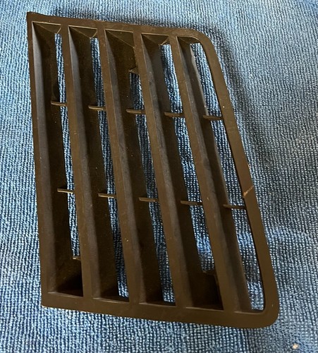 Corvette Fender Insert Grille Louver - 1981-82 - NOS GM #14038239 LEFT ...