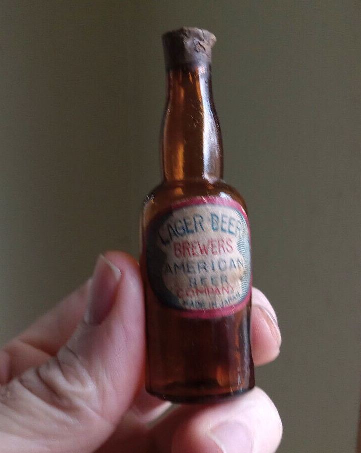 TINY 3 1/4"MINIATURE HAND BLOWN BEER BOTTLE WITH LABEL AMERICAN LAGER ...