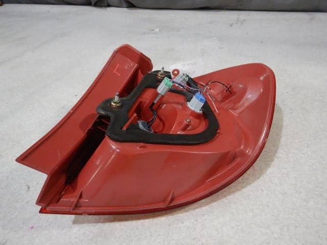 MAZDA Verisa 2005 DBA-DC5R Left Tail Light D46151160B [Used ...