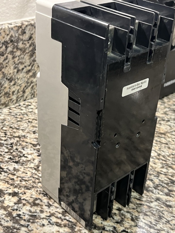 Eaton JD3250F Circuit Breaker 250A 3P 600V JD 35K JT3200T 200 Amp Trip ...