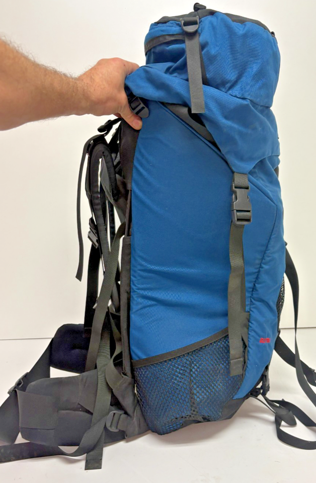 Osprey Elytra Large Capacity Internal Frame Backpack Blue Women's S/M ...