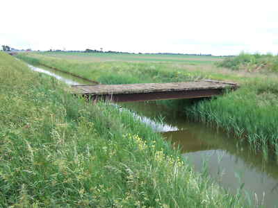Photo 12x8 A basic bridge over Peartree Hill Drain - Whaplode Fen A ...