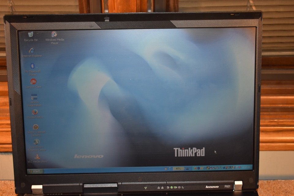IBM Lenovo Thinkpad R61 Laptop 15.4" Windows XP Pro 32-bit 500GB HDD 1 ...