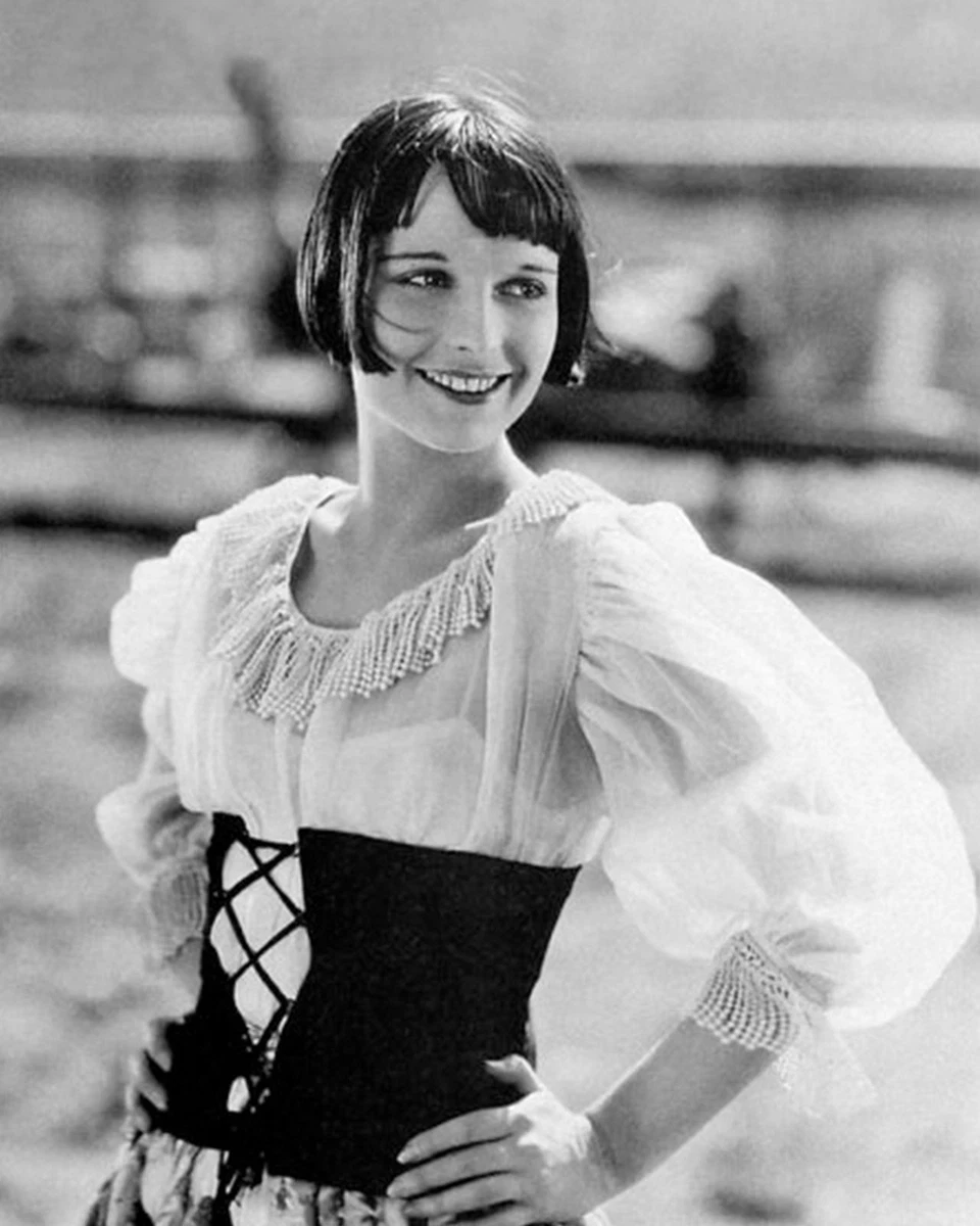 Louise Brooks Flapper