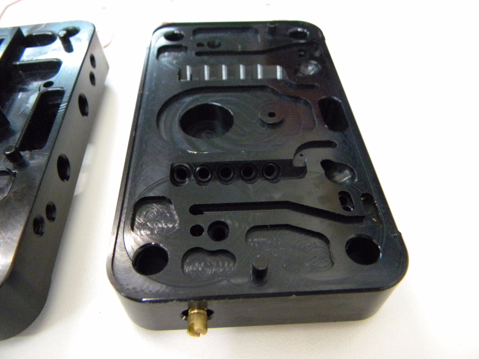 Holley QFT AED CCS 1050 Pro Billet Metering Block 3 Circuit 5 Emulsion ...