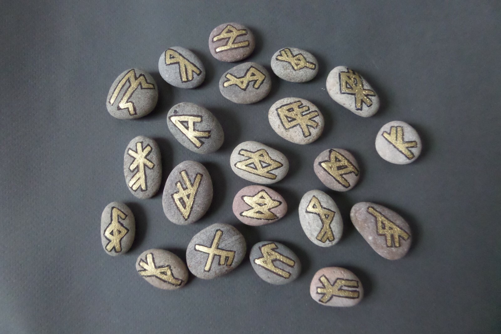 Bindrune Stone - Choose from List - Witch Rune Wicca Witchcraft Amulet ...
