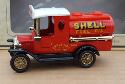 Lledo LP8-002A. Ford Model T Tanker. Shell Fuel Oil. Original Label ...