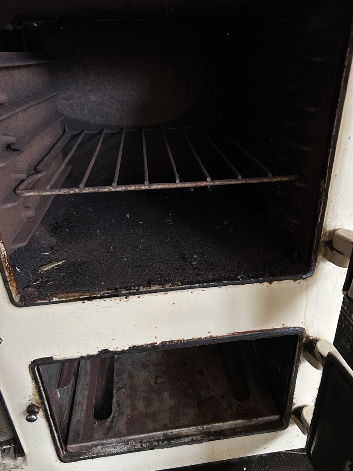 Rayburn Royal OF22 Oil Fired Range Cooker / Boiler | eBay UK