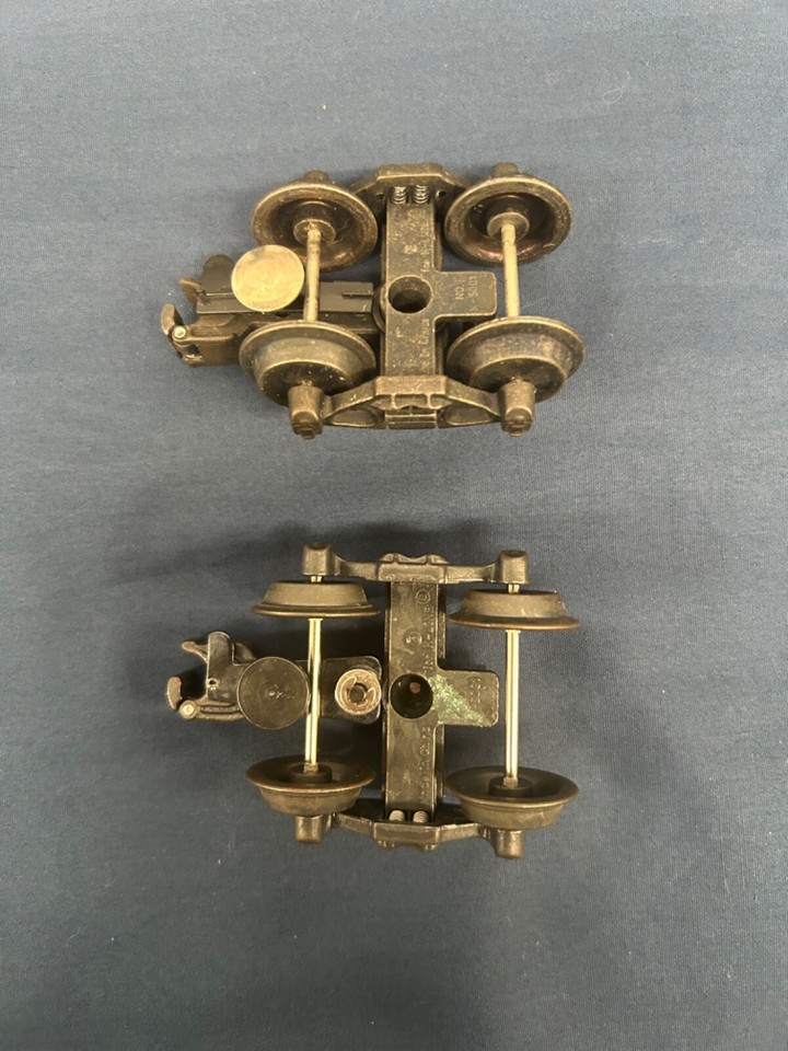 K-line Die-Cast 2 Sprung Black Trucks w/ Small Screw (Pair of 2) K5001 ...