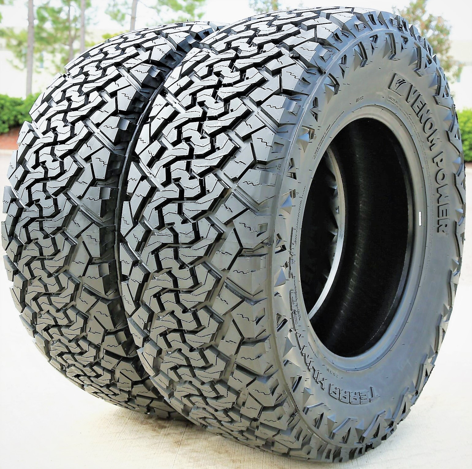 Venom Power Terra Hunter X/T LT 33X12.50R17 Load E 10 Ply XT Extreme ...