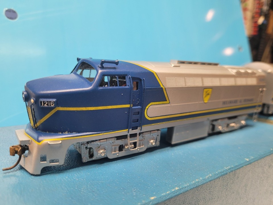 Alco Models D&H RF-16 A&B Set (2) Painted Head Light HO,DC | eBay