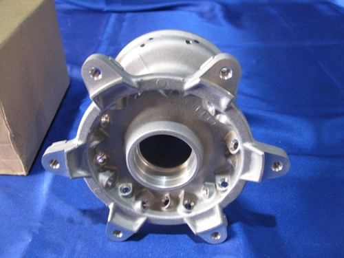 Yamaha YZ125 YZ250 YZ250F YZ450F front hub with bearing spacer 02 -24 ...