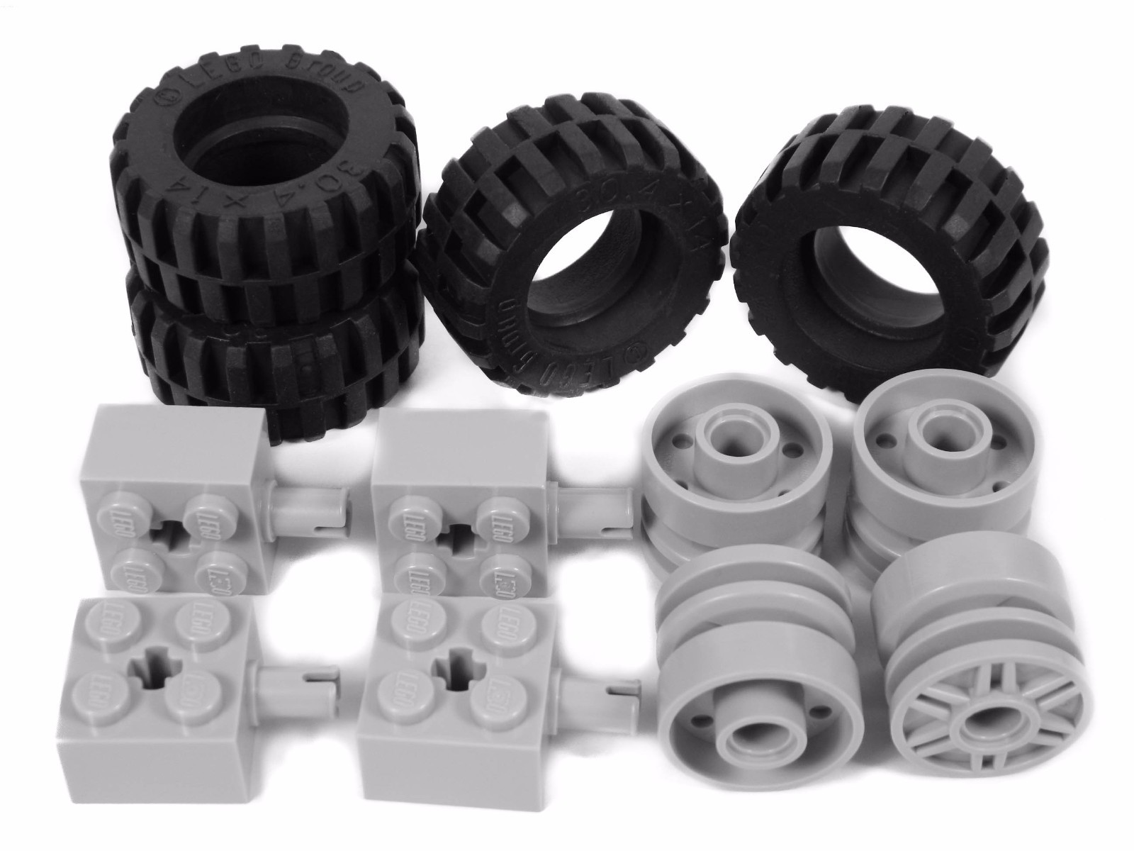 😀 LEGO City / Technic WHEELS set of 8 Tire + Wheel 24x14 30.4x14 mm ...