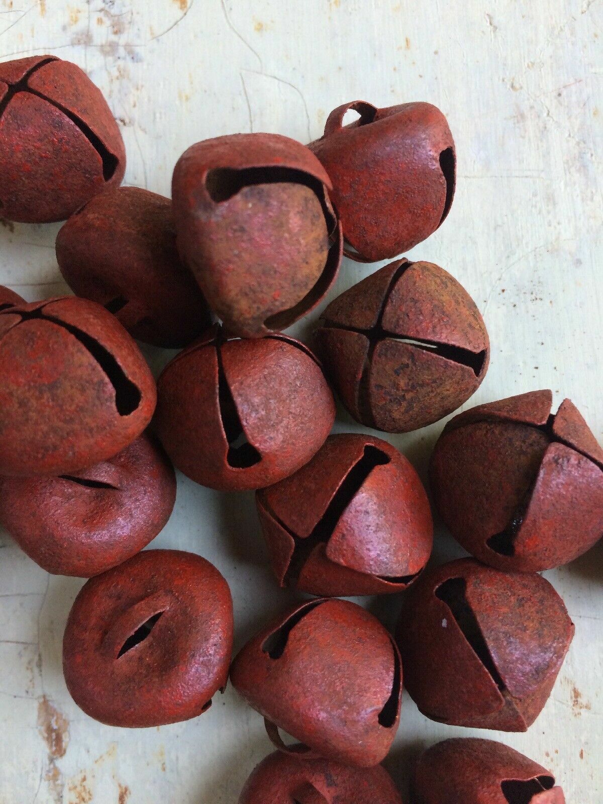 24 Primitive Rusty Tin Christmas Jingle Bells Bell 20mm 35mm 3/4" 1 ...
