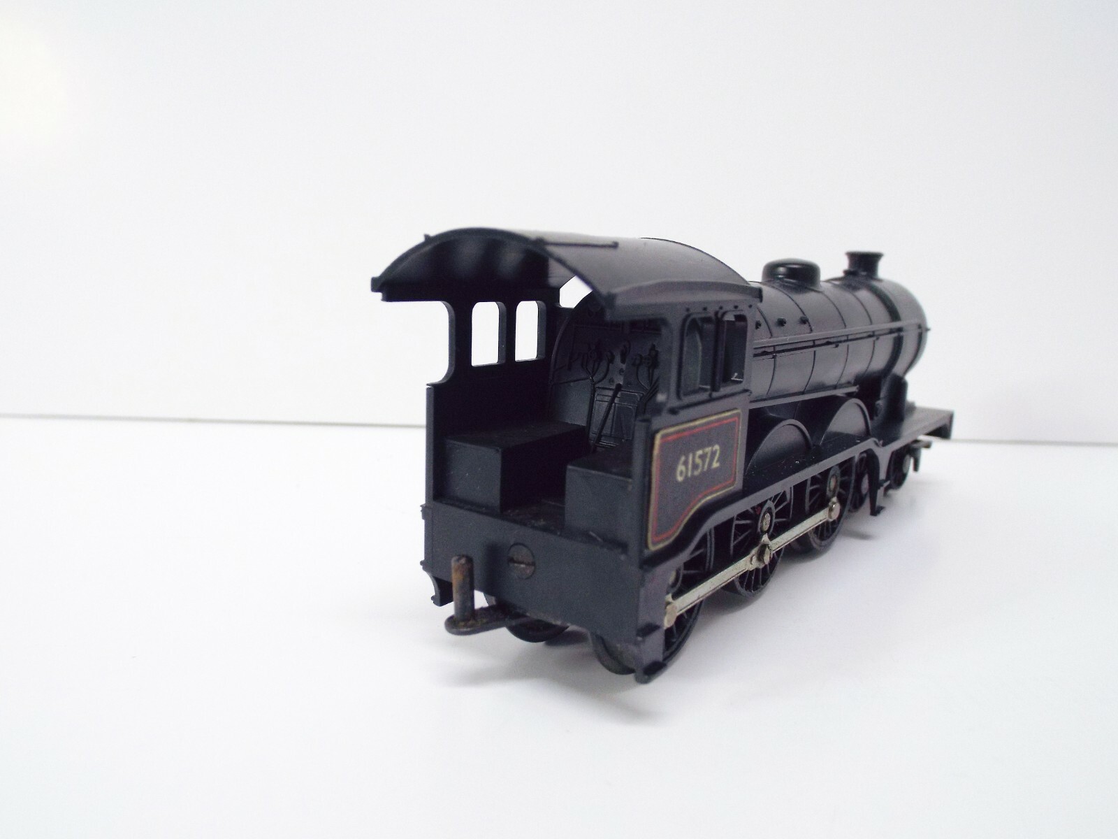 TRIANG R150 CLASS B12 4-6-0 LOCO 61572 NO SMOKE EXCELLENT UNBOXED ...