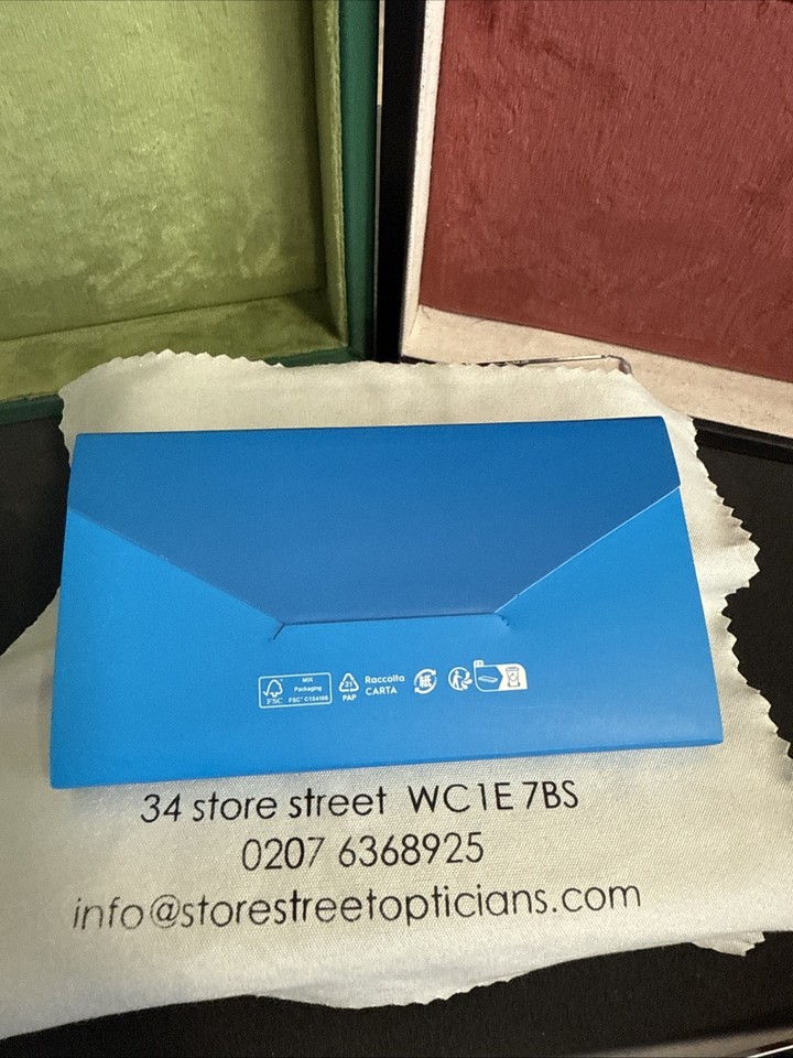 Brand New 2 Pack Essilor Microfibre Spectacle Lens Cleaning Cloth | eBay UK
