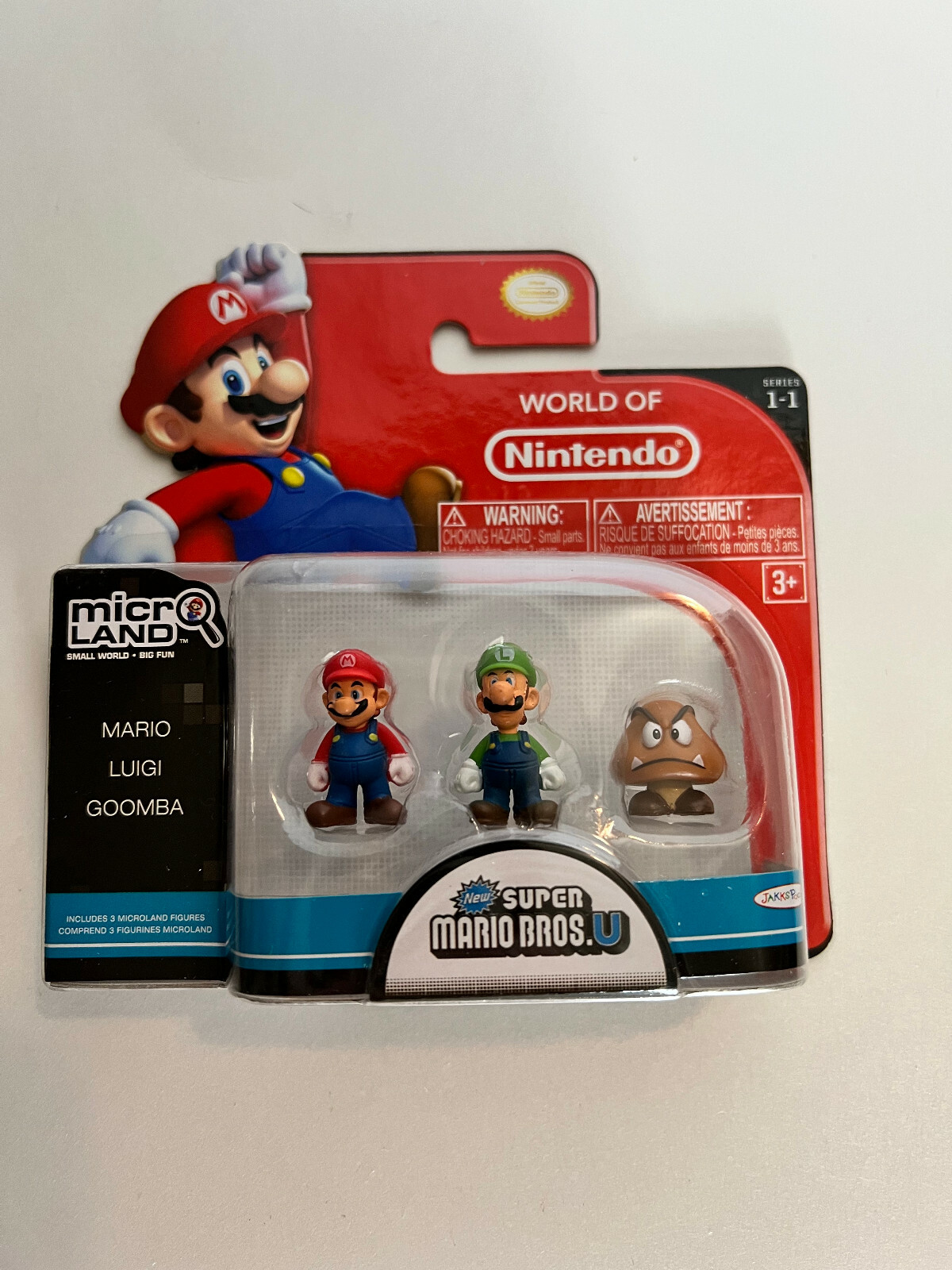World of Nintendo Micro Land Series 1 Mario Luigi & Goomba Mini Figure ...