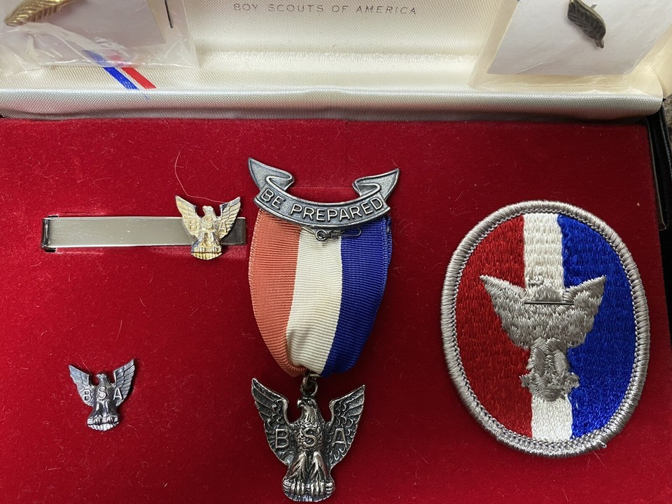 Vtg BOY SCOUTS of AMERICA Eagle Scout BSA Award Set w Gold & Bronze ...