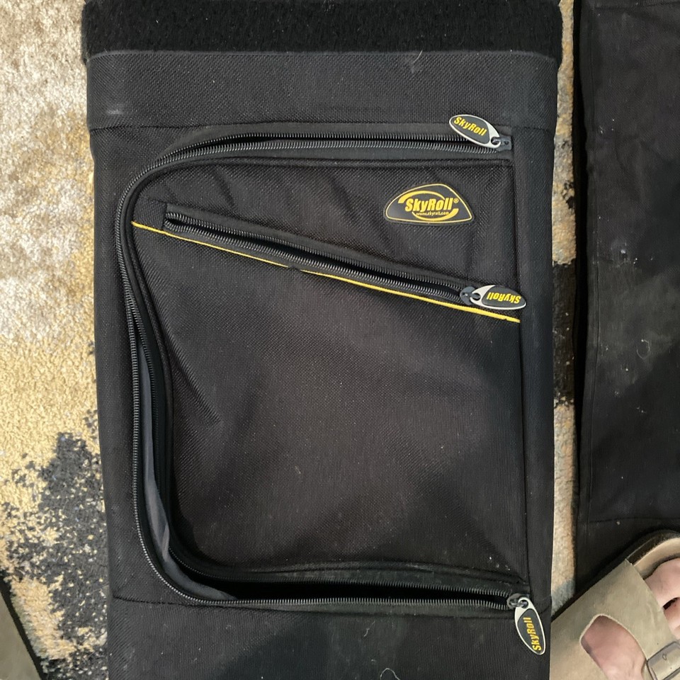 Skyroll Zip Up Carry On Rolling Garment Travel Bag Luggage Suitcase ...