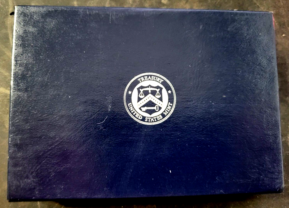 Clear & Blue Lucite Paperweight with 1999 US Quarters Floating Coins | eBay