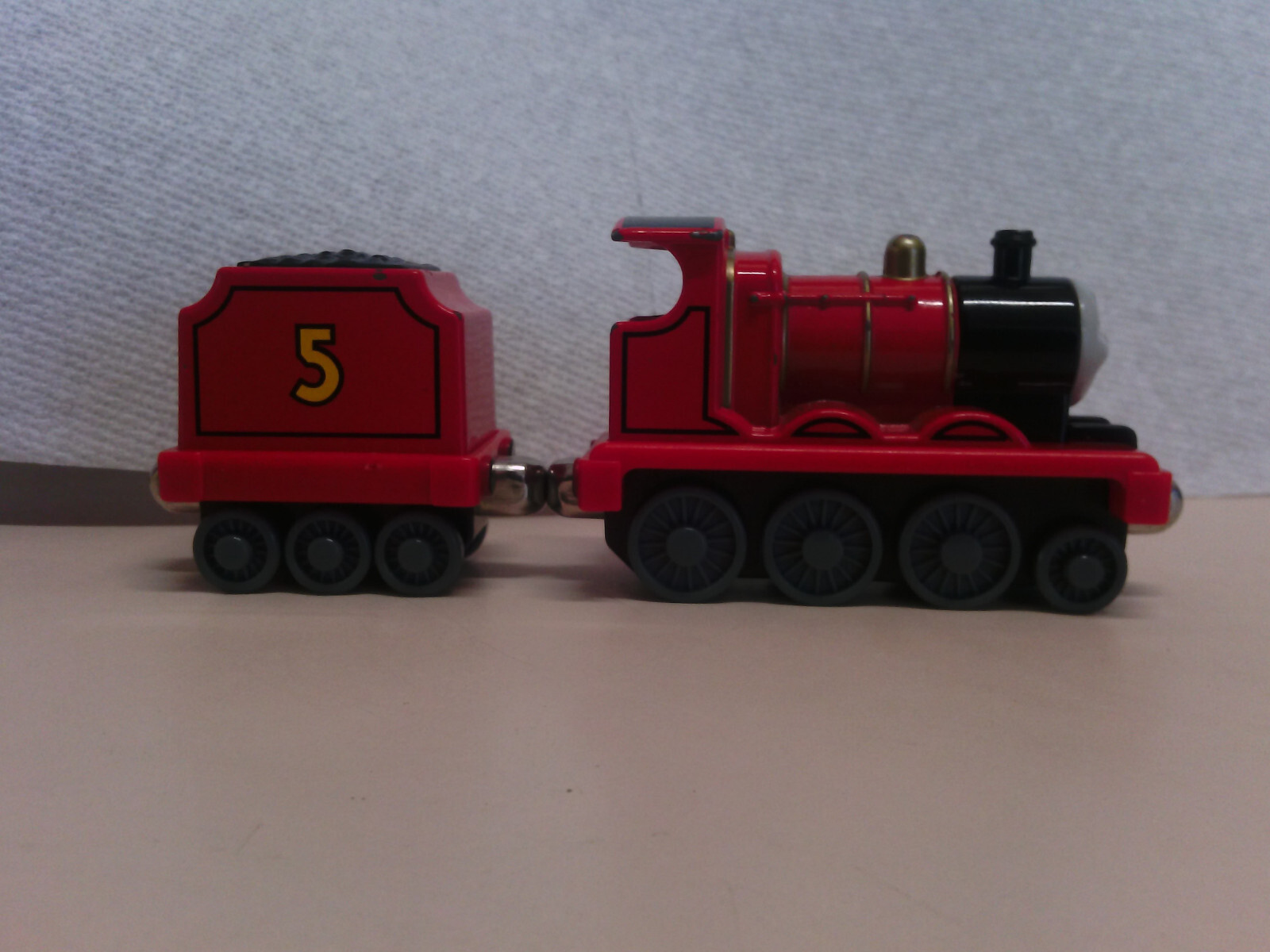 Thomas and Friends Take-Along James 2002 (Gray Wheels) Diecast Metal #2 ...