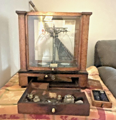 Scales - Christian Becker Chainomatic Balance Scale