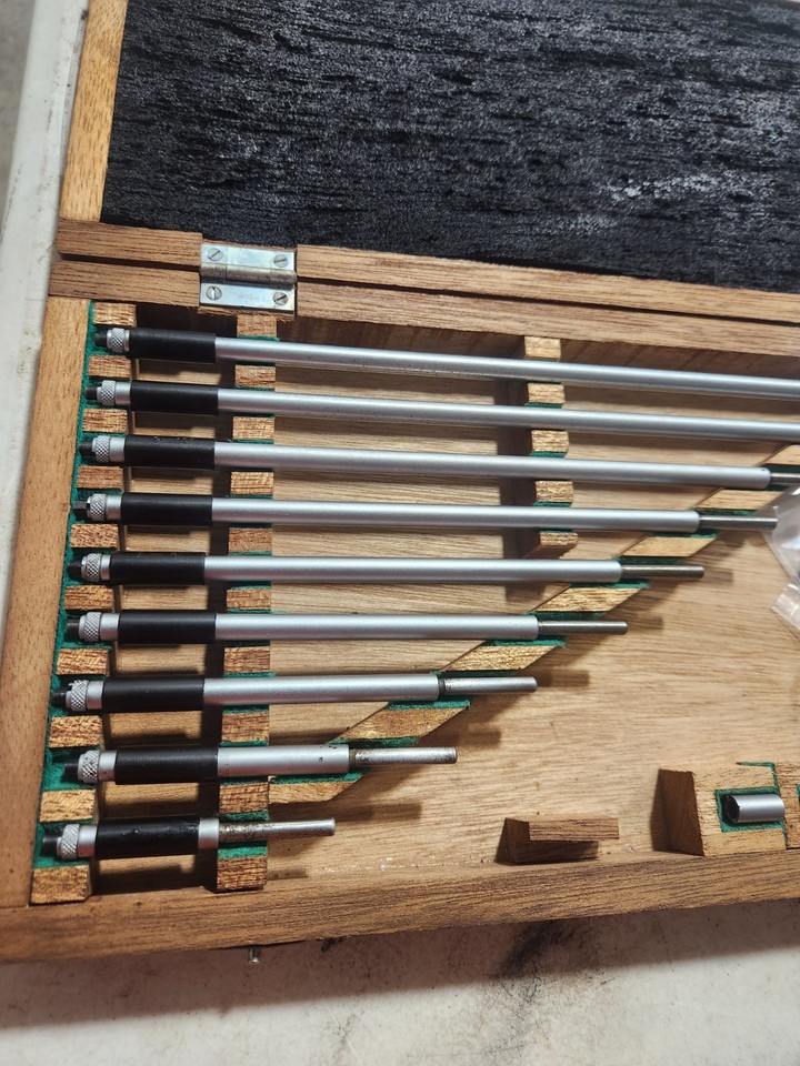 Mitutoyo No.141-133 INSIDE MICROMETER .001" Range 2-12” Gauge Set ...